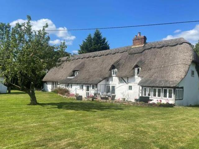Rye Common, Hook, 4 Bedroom Detached
