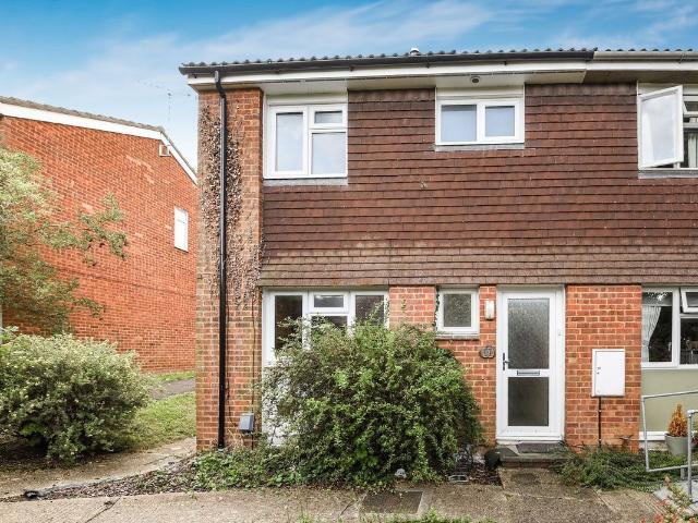 Rye Close, Guildford, Surrey GU2, 4 bed end terrace house to rent, £2,200 pcm | PrimeLocation