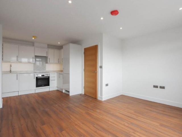 Rye Road, Hoddesdon EN11 1 bed flat to rent £1,450 pcm £335 pw
