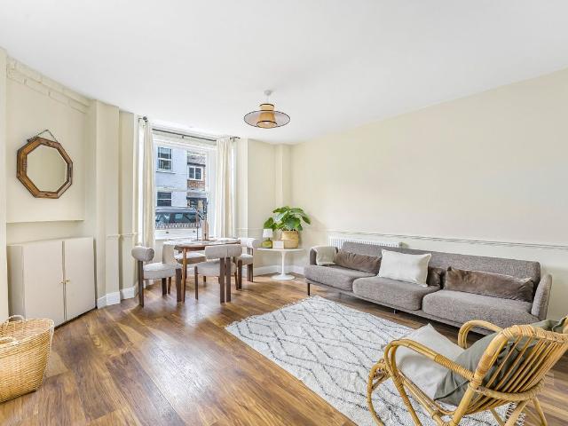 Rye Road, Nunhead SE15, 3 bed flat to rent, £3,250 pcm | PrimeLocation
