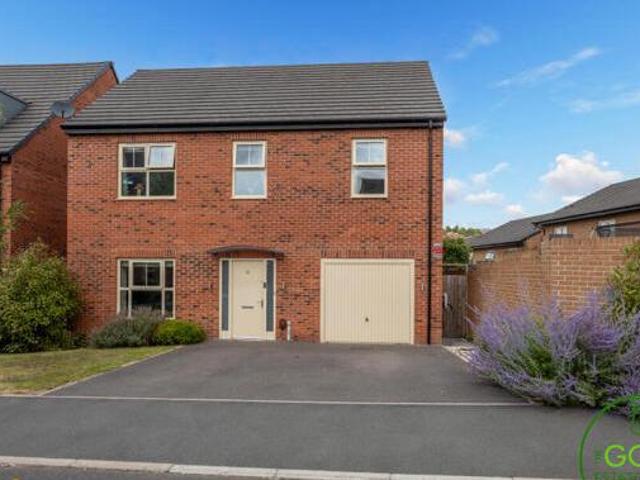 Ryeback Close, Burton on trent, 4 Bedroom Detached