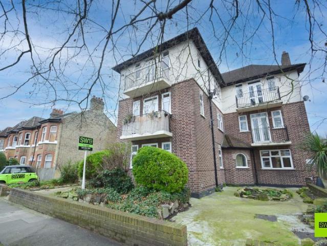 Ryecroft House, Wimbledon SW19, 2 bed flat to rent, £1,900 pcm | PrimeLocation
