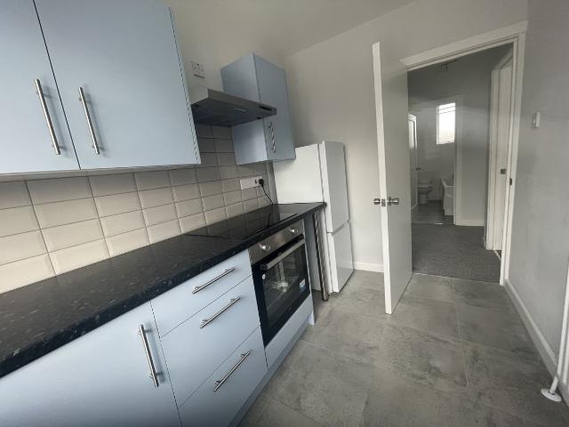 Ryefield Ave, Hillingdon UB10, 1 bed flat to rent, £1,150 pcm | PrimeLocation