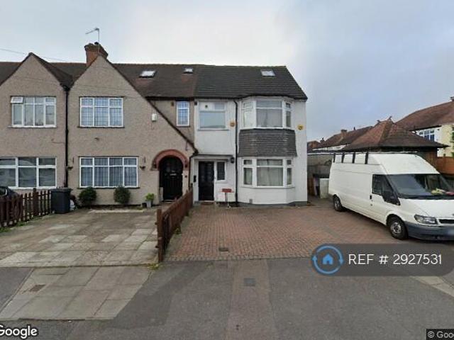 Ryefield Avenue, Uxbridge, UB10 2 bed maisonette to rent £1,650 pcm £381 pw