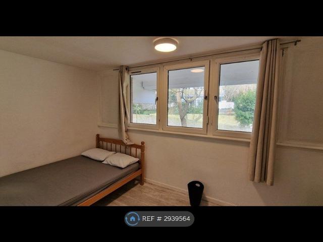 Ryefield Path, London SW15, Room to rent, £830 pcm | PrimeLocation