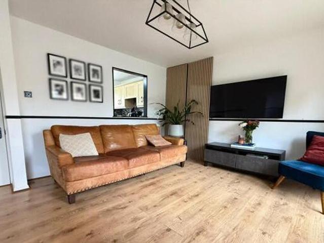Ryeland Close, West Drayton, 2 Bedroom Terraced