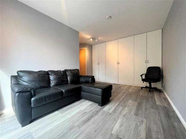 Ryeland Close, Yiewsley, UB7