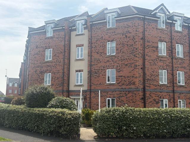 Rylands Drive, Warrington WA2, 2 bed flat to rent, £850 pcm | PrimeLocation
