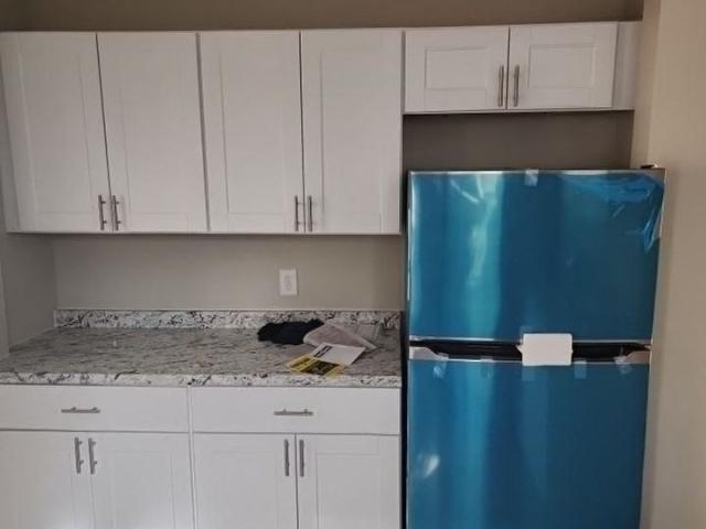 S0002 101 Maple 3 Bedroom Apartment for Rent at 101 Maple Ave, Hartford, CT 06114 South Green