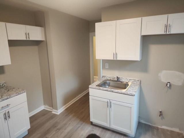 S0002 101 Maple 2 Bedroom Apartment for Rent at 101 Maple Ave, Hartford, CT 06114 South Green
