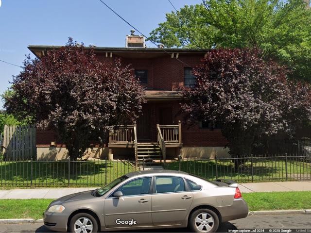 S0018 90 Edwards 2 Bedroom Apartment for Rent at 90 Edwards St, Hartford, CT 06120 Clay Arsenal