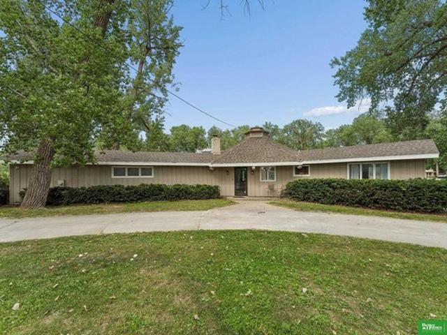 S1086 Timber Ln, Fremont, NE 68025