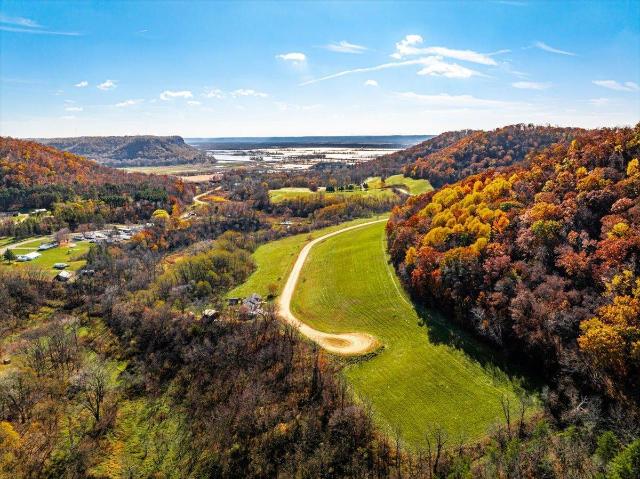 S1526 Shawnee Drive