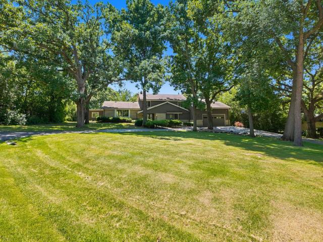 S23W26149 Canterbury Ln