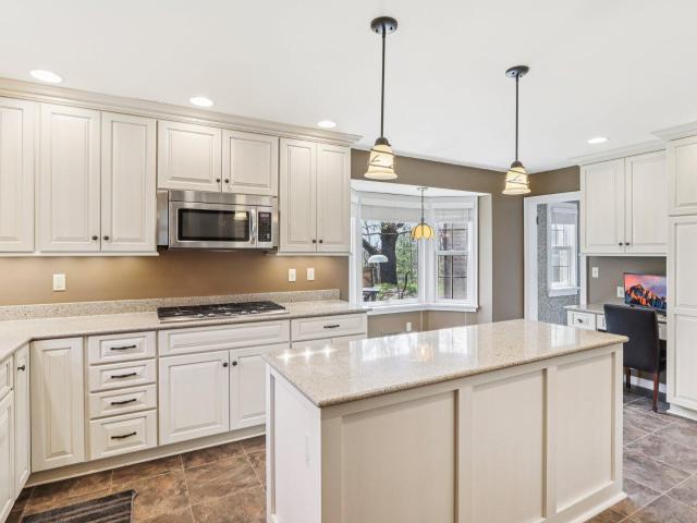 S24W23112 Lookout Dr