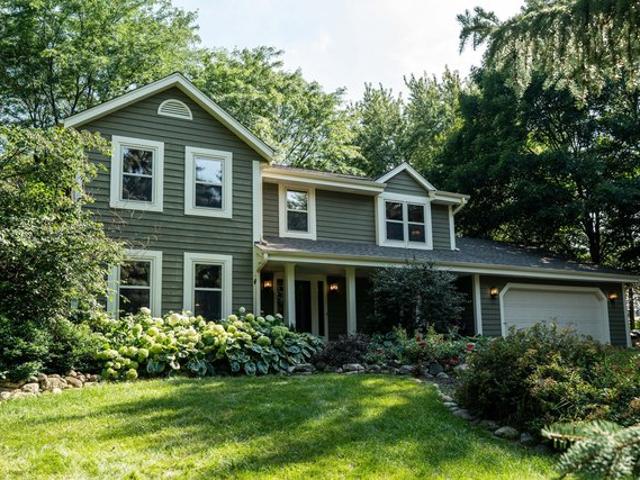 S24W27029 Apache Pass, Waukesha, WI 53188
