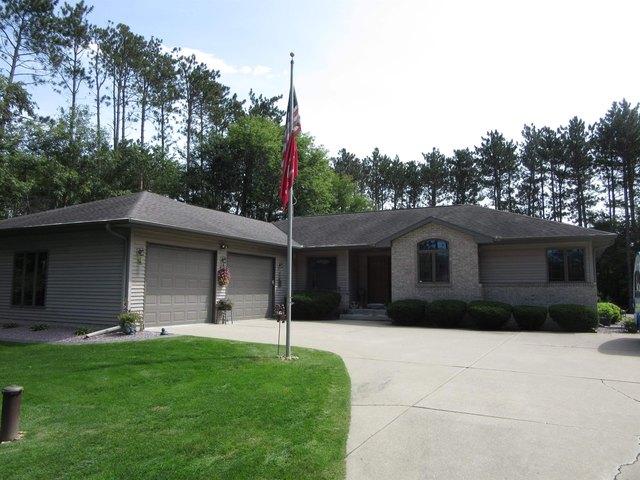 S2948 Fairway Dr, Reedsburg, WI 53959