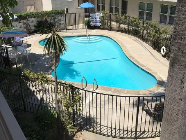 s3575 3 Bedroom Apartment for Rent at 3575 3575 3585 3595 S. SEPULVEDA, Los Angeles, CA 90034 South Robertson