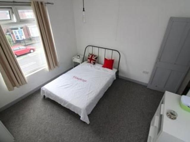 S7 Abbeydale Road Available Now