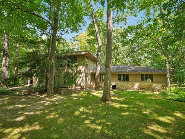 S46W28740 Perren Dale Rd