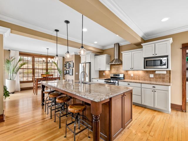 S67W17672 Copper Oaks Ct