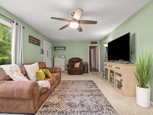 S69W14596 Cornell Dr