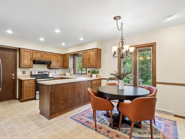 S72W16171 Edith Ct