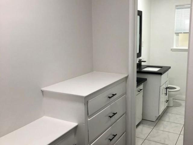 s8017 Studio Apartment for Rent at 8017 Selma Ave, Los Angeles, CA 90046 Hollywood Hills West
