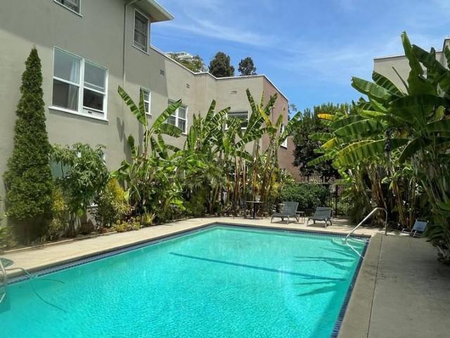 s8017 Studio Apartment for Rent at 8017 Selma Ave, Los Angeles, CA 90046 Hollywood Hills West