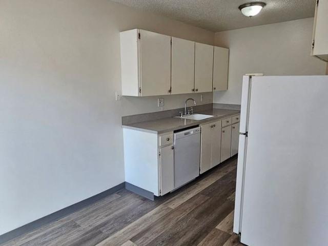 S815 Star Apartments 2 Bedroom Apartment for Rent at 815 Se 223rd Ave, Gresham, OR 97030 Gresham North Central