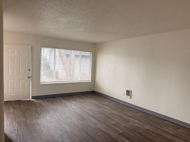 S815 Star Apartments 2 Bedroom Apartment for Rent at 815 Se 223rd Ave, Gresham, OR 97030 Gresham North Central