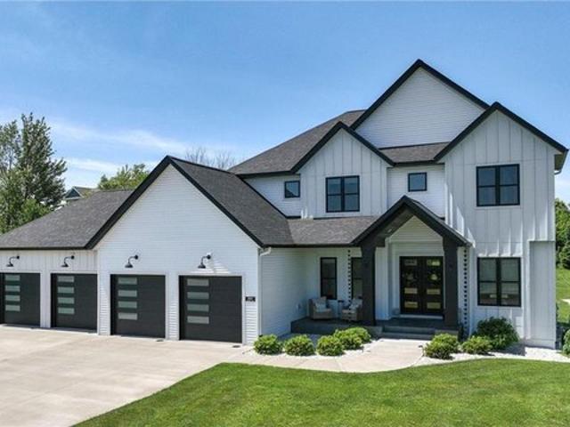 S8908 Chestnut Rd, Eau Claire, WI 54701