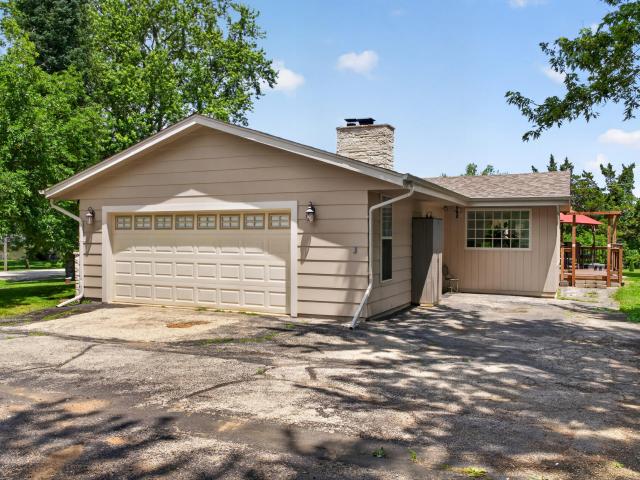 S94W23105 Meadow View Ln