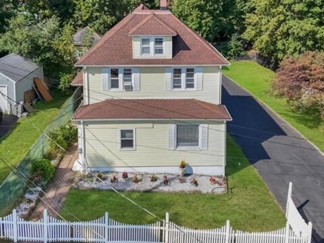 S Myrtle Ave, Spring Valley, Home For Sale