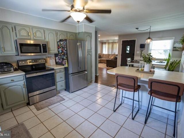 S Myrtle St, Vineland, Home For Sale