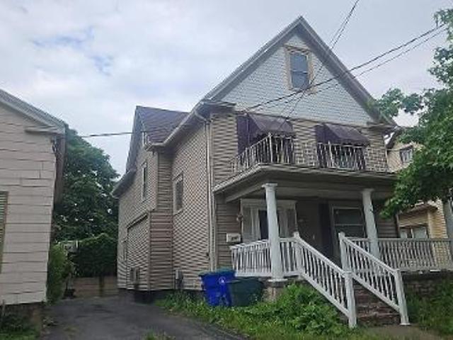 S Main St