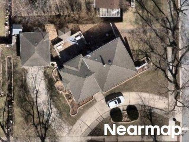 S Manor Dr