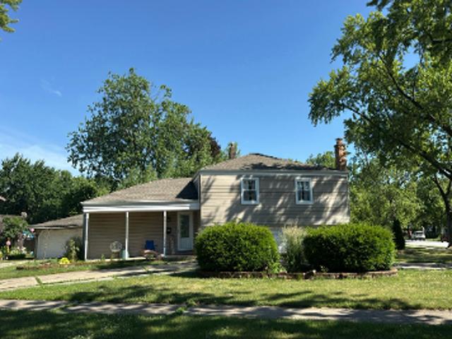 S Manor Dr