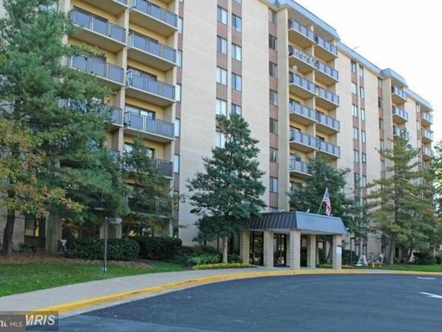 S Manchester St Apt,falls Church, Condo For Sale