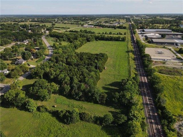 S Margrave 18 Acres St, Fort Scott, KS 66701