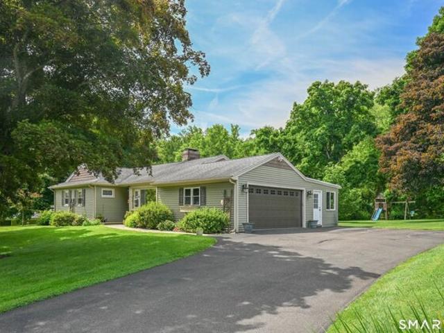 S Meadow Dr, Danbury, Home For Sale