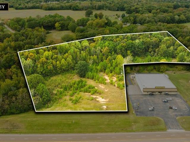 S Meridian St, Greenfield, TN 38230