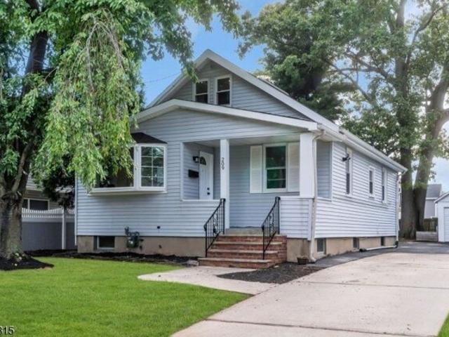 S Michigan Ave, Kenilworth, Home For Sale