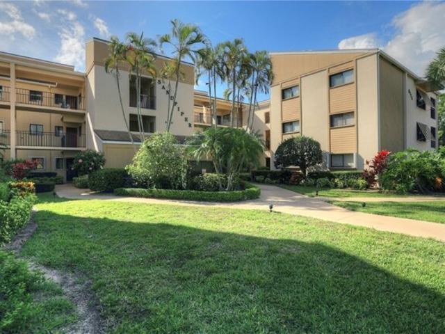 S Mirror Lake Dr Apt,sebastian, Home For Sale