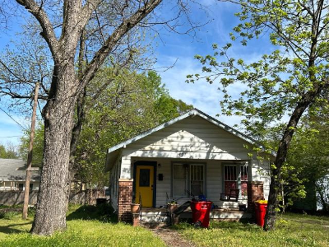 S Moose St