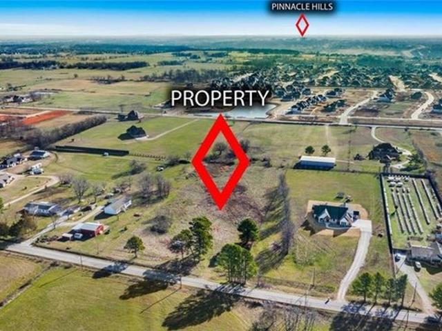 S Morning Star Rd, Bentonville, AR 72712