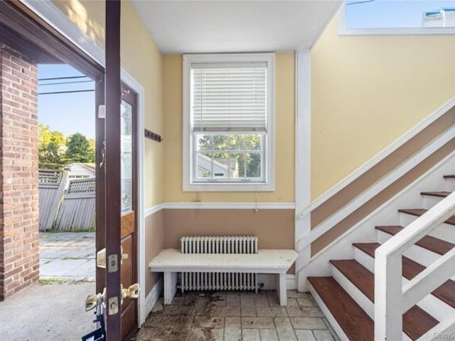 S Mountain Rd, New City, Home For Sale