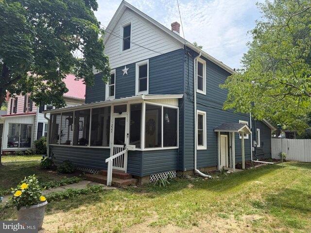 S Nd St, Denton, Home For Sale