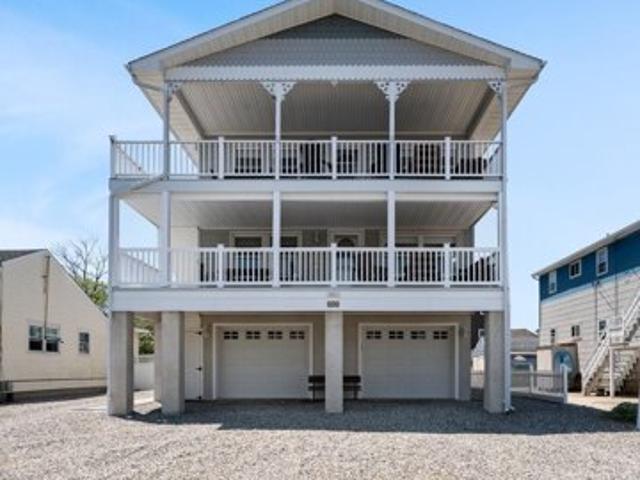 S Nd St, Surf City, Home For Sale