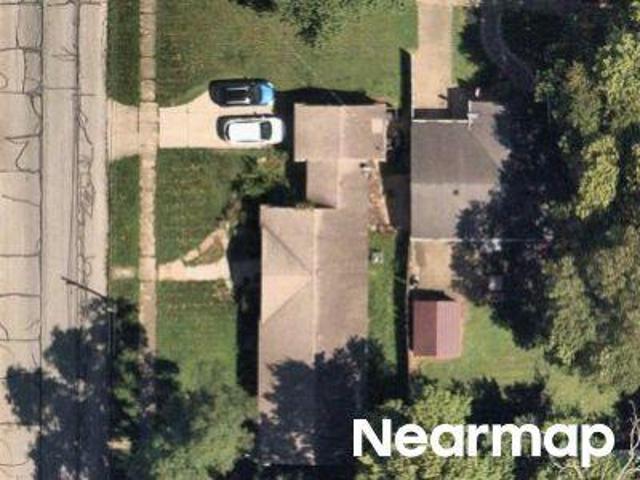 S Noble St